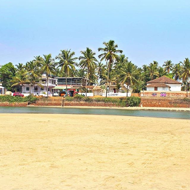 Ashwem Beach [Video] – Travel Guide, Travel Tips, Places to Visit ...