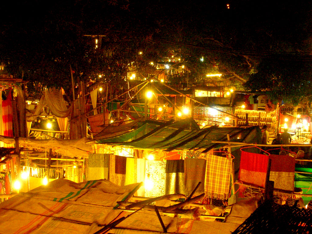 Saturday Night Market in Arpora [Video]